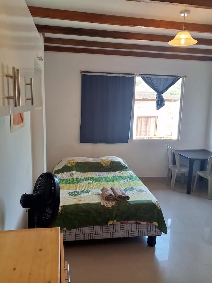 Apartamento En Barrio Surfista, A Pasos Del Mar. - Montanita