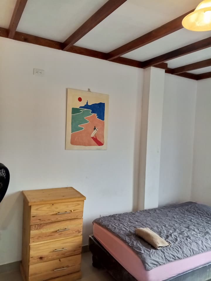 Apartamento En Barrio Surfista, A Pasos Del Mar. - Montanita