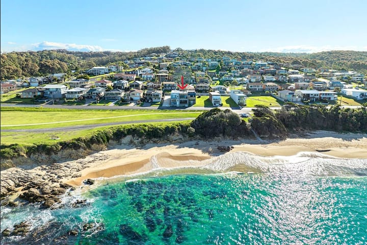 Beach Front Home In Kianga - Dalmeny