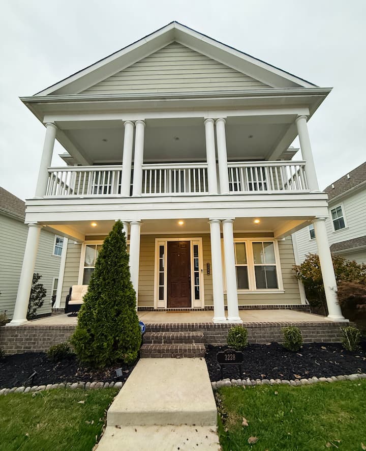 Entire Home | 4br Tollgate Village W/ Pickleball - Franklin, TN