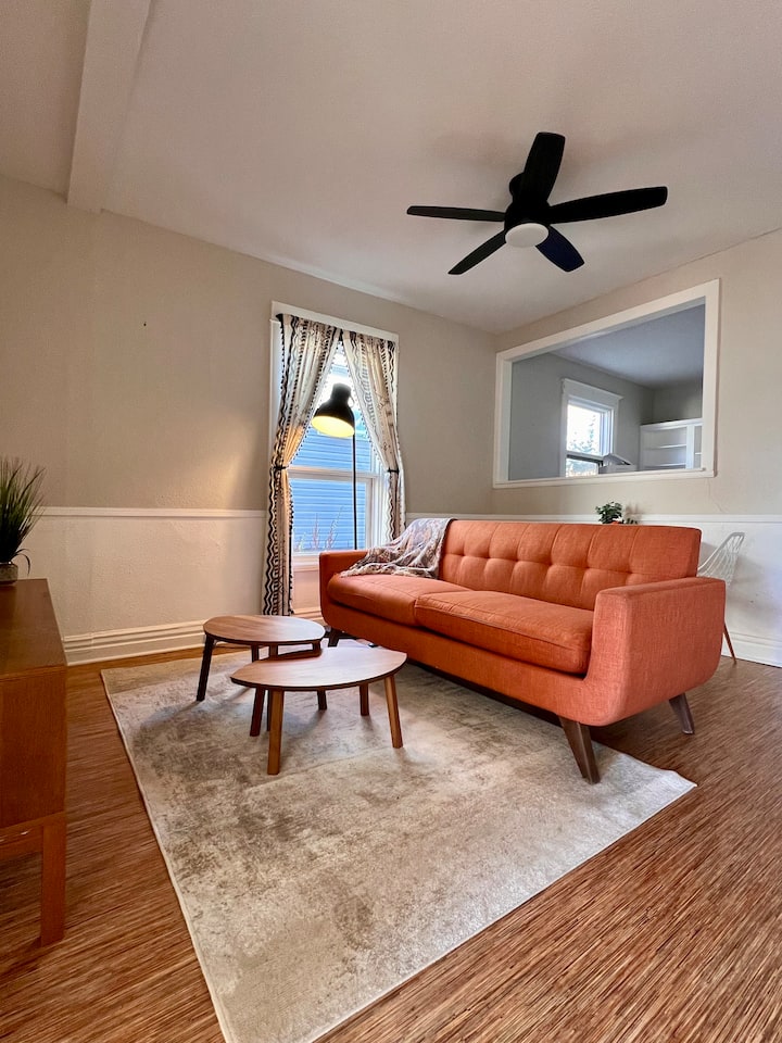 Cozy 3 Bdrm House In Central Lethbridge - 레스브리지