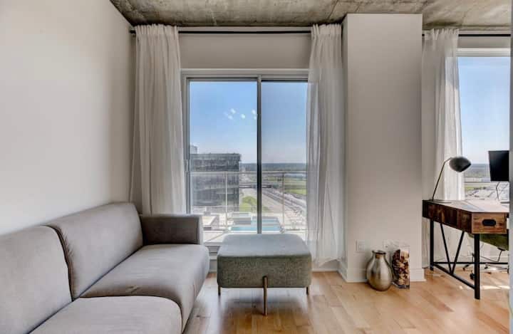 Brand New Luxury Condo In Brossard Building On Rem - Brossard