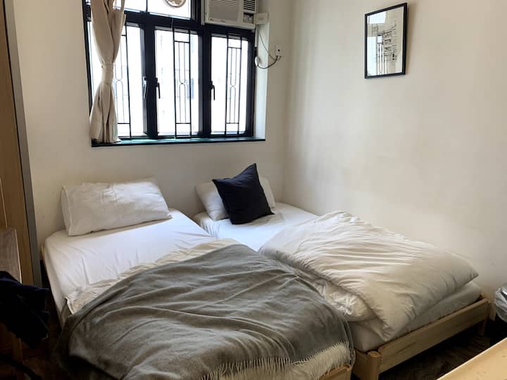 Causeway Bay Commune - Twin Studio Ensuite - Tseung Kwan O
