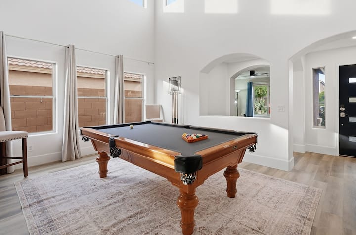 Spacious Gem For The Whole Family - Casa Grande, AZ