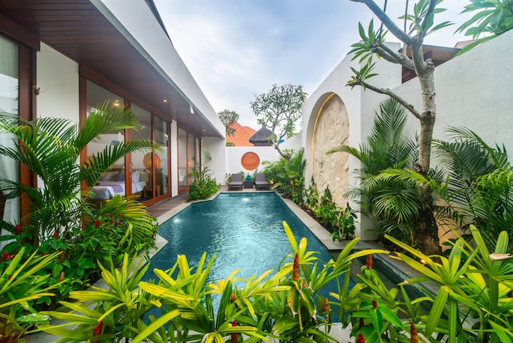 Brand New 3bedroom Water Lily Villa Private Pool - Sanur