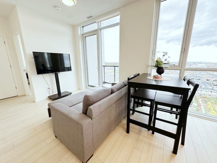 Brand New Condo-bed+sofa Bed Bright Unit+parking - Oakville