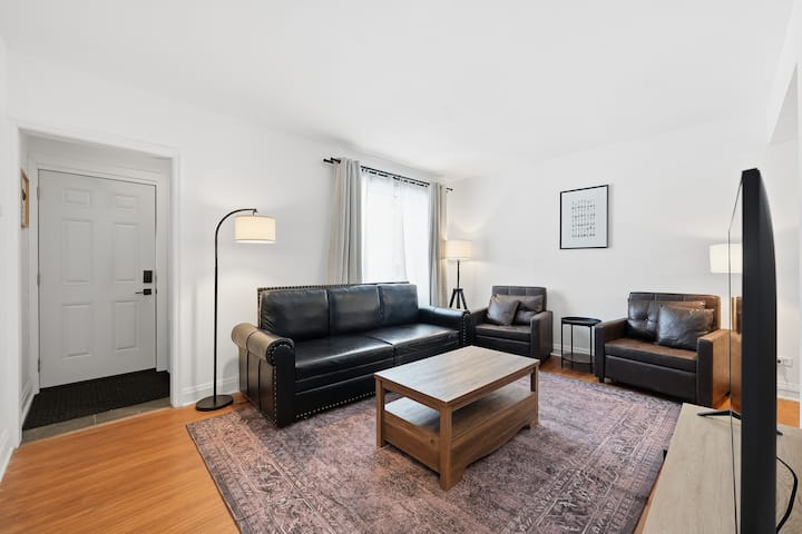 Renovated Character Home | Sleeps 12 | Near Ywg - Manitoba