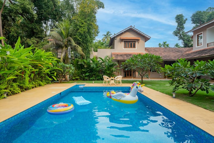 Aangan Tales By Stayvista W/ Pool, Lawn, Wi-fi - Uran