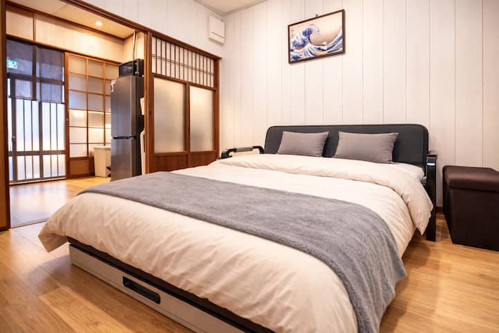 【3寝室一棟貸切】最大7名｜大阪駅直行バス停2分｜静かな下町の和の一軒家｜子連れ安心3寝室 - Umeda