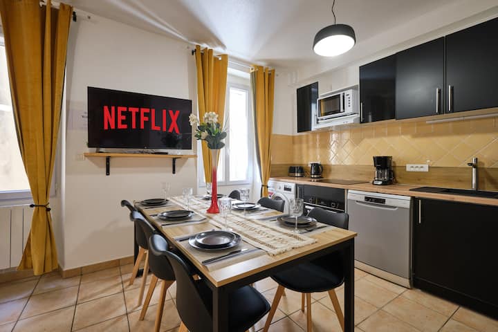 Appartement 7 Pers - Grands Buffets 15 Min à Pied - Narbonne