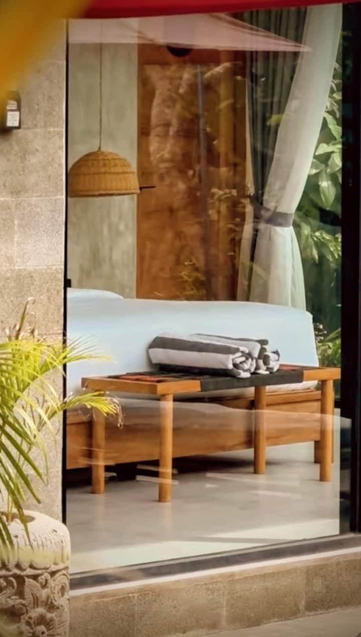 Live With Us At The Beach! - Australia