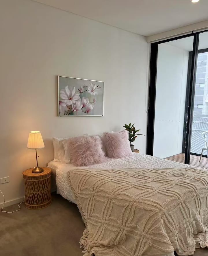 Cozy Sydney City Apartment - Camperdown