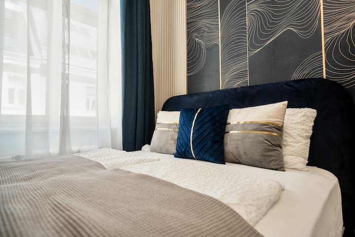 Free Wifi And Close To U1 Nestroyplatz - Wien