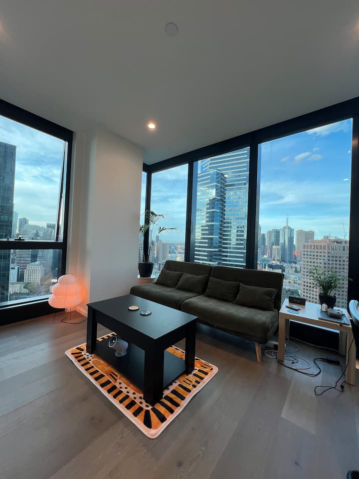 City Skyline Stay — Heart Of Southbank - Brighton