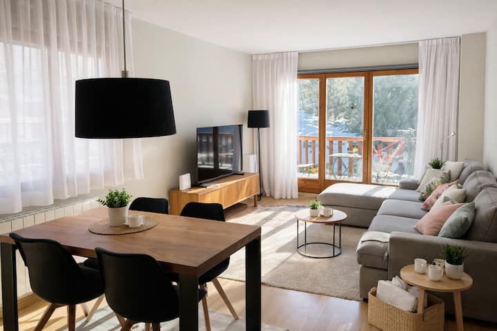 Ski Holliday Great Location - Andorra