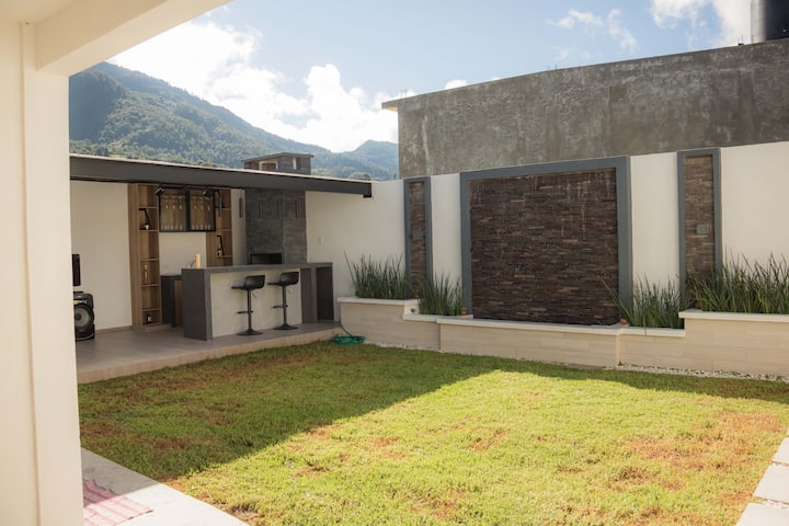 Casa Moderna, Ideal Para Relajarse. - Mexico