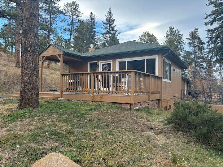 Evergreen Mountain Home - 3bdr/3bath - Evergreen, CO