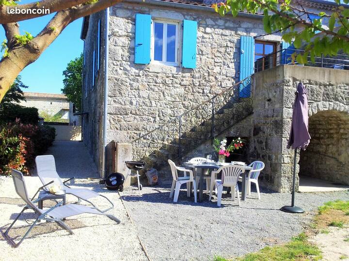 Evasion En Ardèche, Gite Avec Piscine Chauffée - Saint-Alban-Auriolles