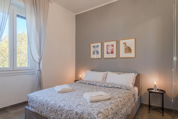 Modern Bright 2br Penthouse Close To City Center - 杜林