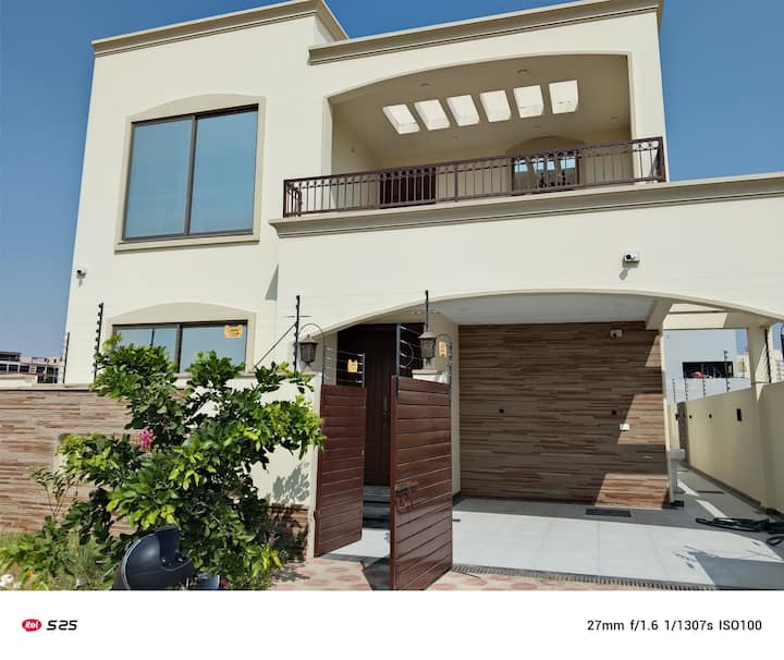 Best Villa In Town - Karachi