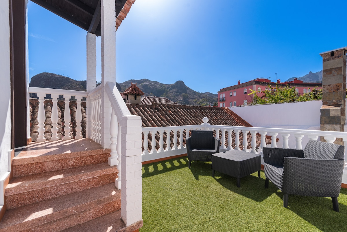 Home2Book Country Soul House, San Mateo - Cottages for Rent in Vega de ...