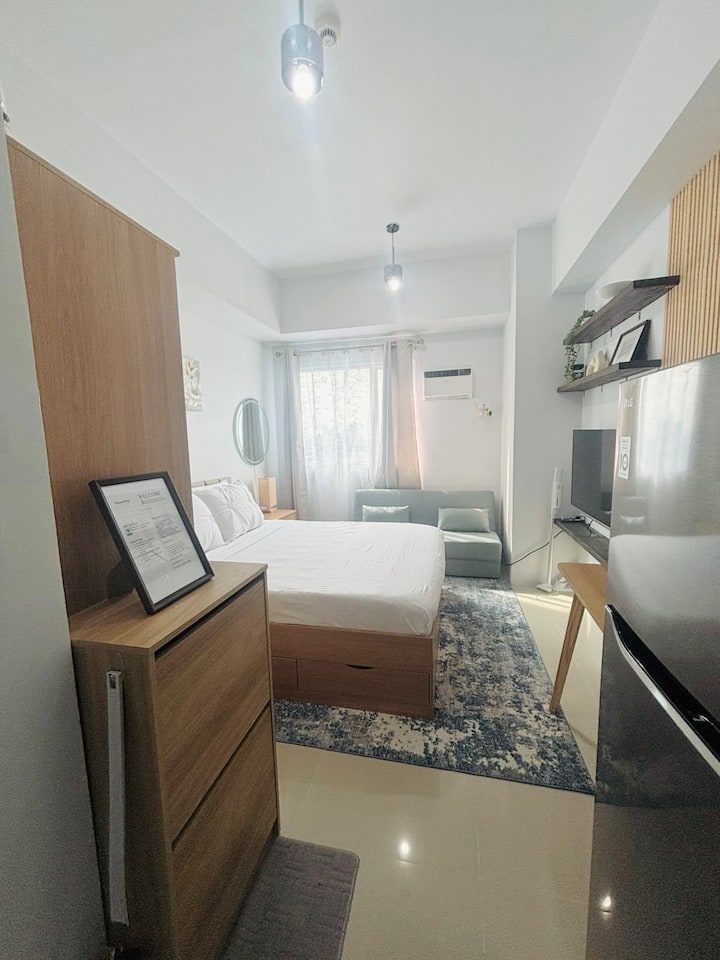 Studio|wifi|netflix|1daypoolpass@jazz Residences - Manila