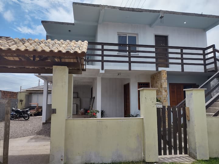 Apartamento De Veraneio Próximo A Praia Bora Curti - Torres