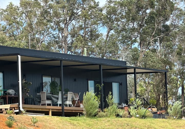 Peaceful Escape - Bridgetown