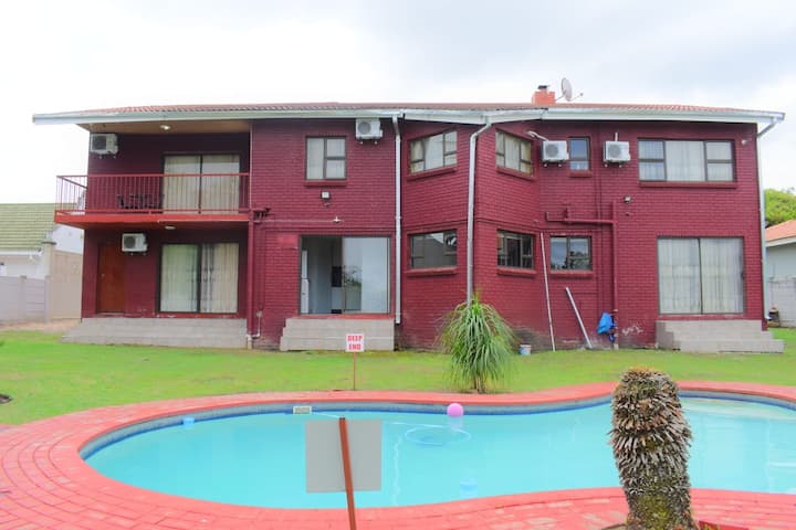 Nkguesthouse Ladysmith - Ladysmith, South Africa