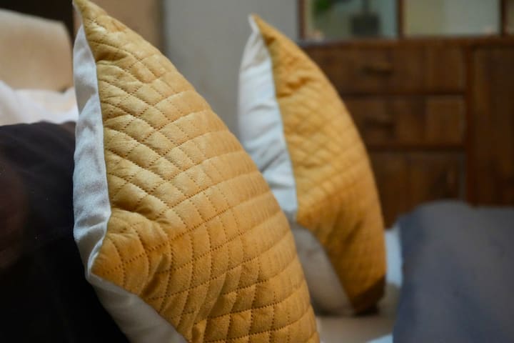 1bhk In Tapovan I Near Ganga Ghat(600mtr) - Rishikesh