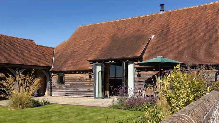 Sussex Barn Conversion In Graffham - Midhurst