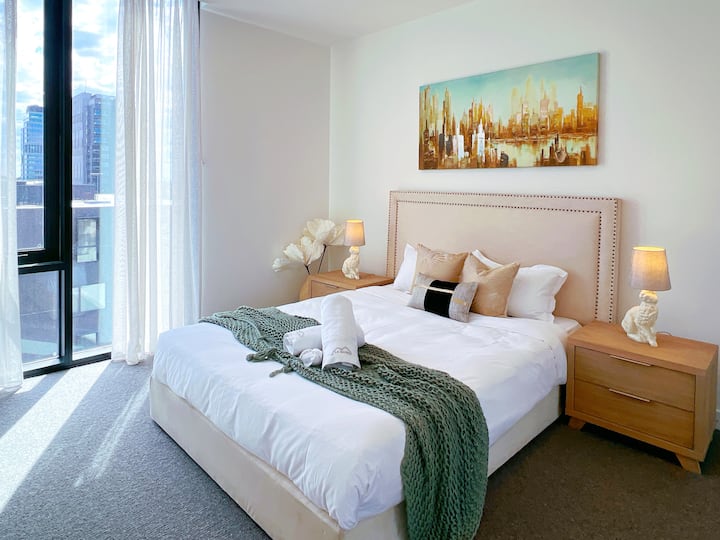 Convenient Loft Modern Stay • Central Box Hill - Box Hill