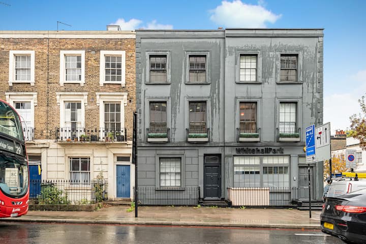 Comfy 5 Bedroom House In Camden Town W/ Garden - Londen