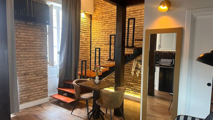 𓇼Céntrico | Transporte Público| Familiar | Balcón - Manises