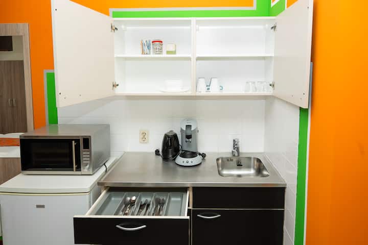Studio For 4 Persons + Free Parking - Amsterdam