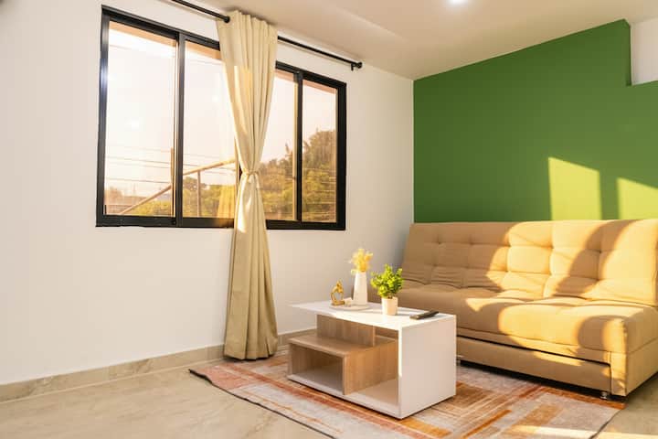 Moderno Apartamento Con Iluminado Patio Interno - Cali