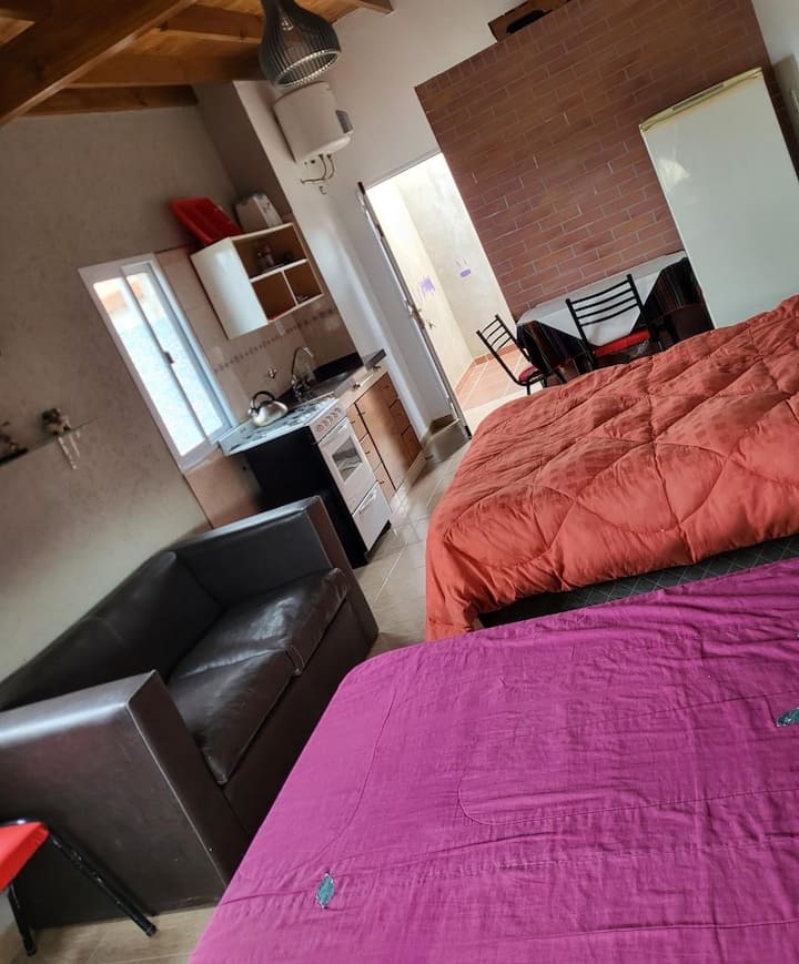 Monoambiente Amplio, Con Pileta
Ambiente Familiar - Villa Gesell