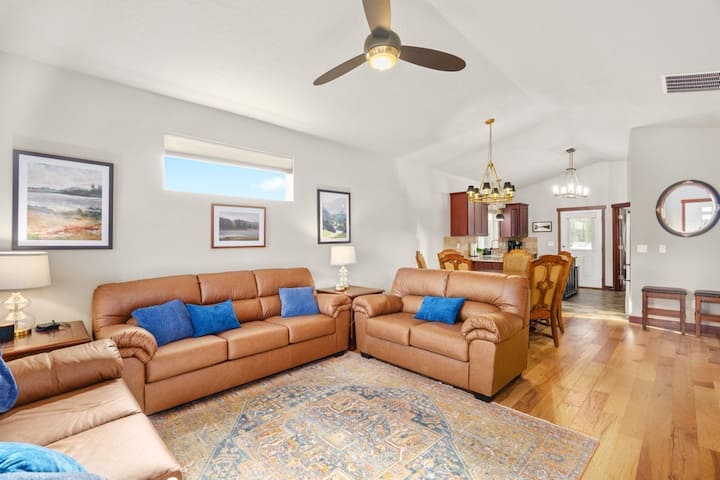 Gated, Sleeps 8, Professional Kitchen, Dreamcloud - Post Falls, ID