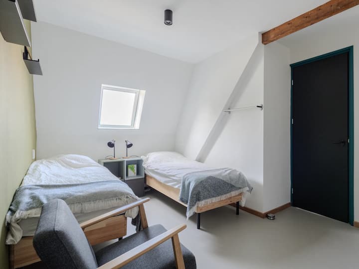 De Leeshoek (Kamer) In De Oude School - 布雷達