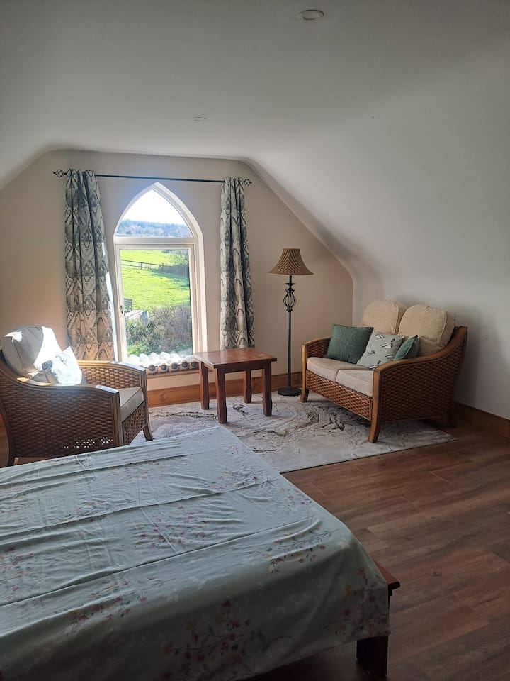 Castlelake Loft - Shannon