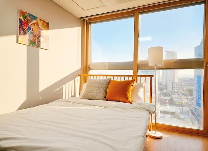 평택역 바로앞1102/세탁,취사가능/​호텔침구/장기숙박할인/평택터미널/전통시장/주차불가 - 평택시