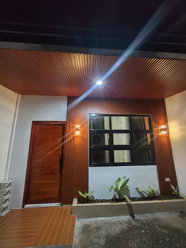 Peridot Transient House - Koronadal City