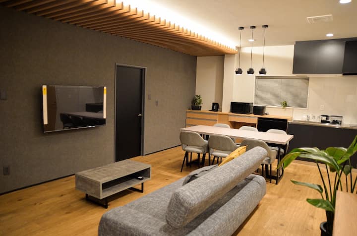 総本山善通寺まで徒歩30秒。歴史とあたたかい街善通寺に泊まる。一日1組限定のプライベート/2名様より - 丸亀市