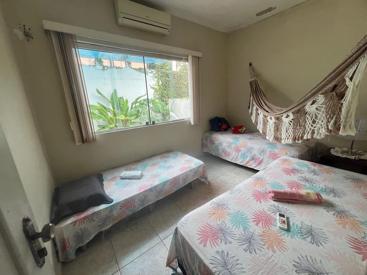 Espaço Grande E Agradável, Comporta Até 14 Pessoas - Manaus