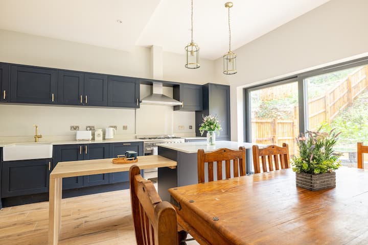 Free Parking| 4b| 2ba| Sleeps 8|spacious House| - Bruton