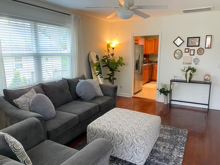 Charming Downtown Lewisburg Getaway - Lewisburg, WV