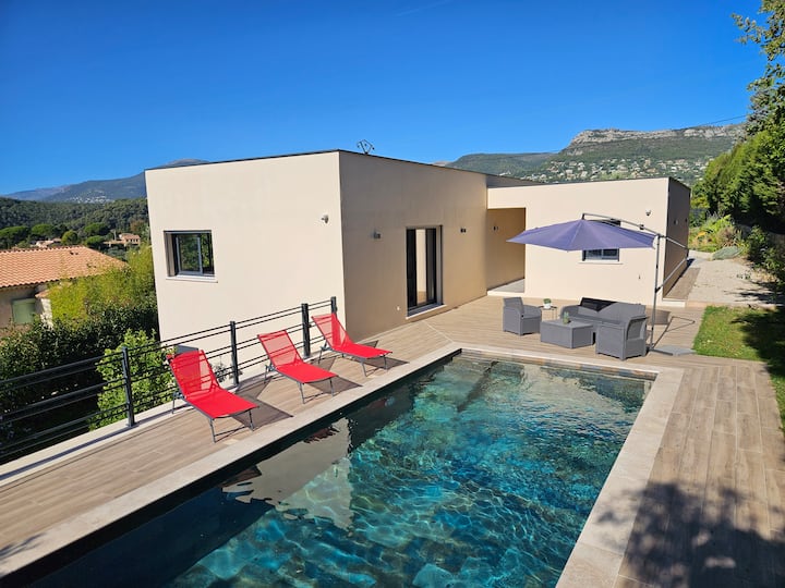 Superbe Villa Moderne Avec Piscine - Cagnes-sur-Mer