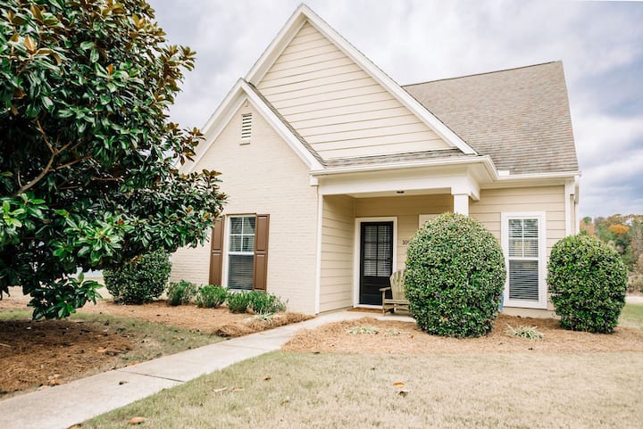 1.8 Miles To Ole Miss | 3 Bedroom | Oxford Home - Oxford, MS