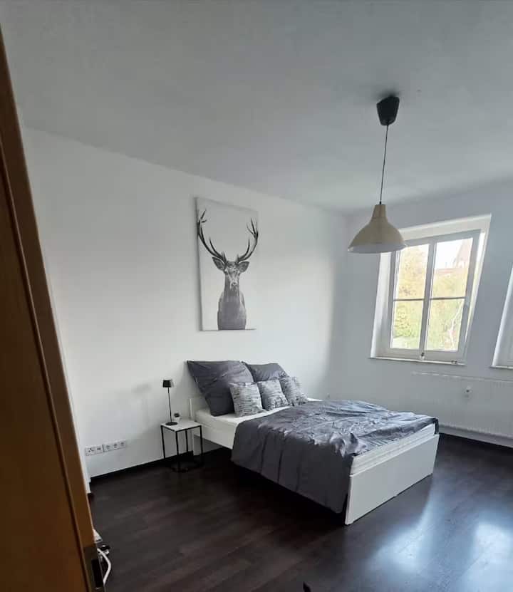 3-raum-wohnen Mit Blick Auf Die Lutherkirche - Chemnitz