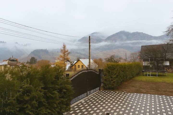 Transrarau Lodge - Escape In The Heart Of Bucovina - Fundu Moldovei